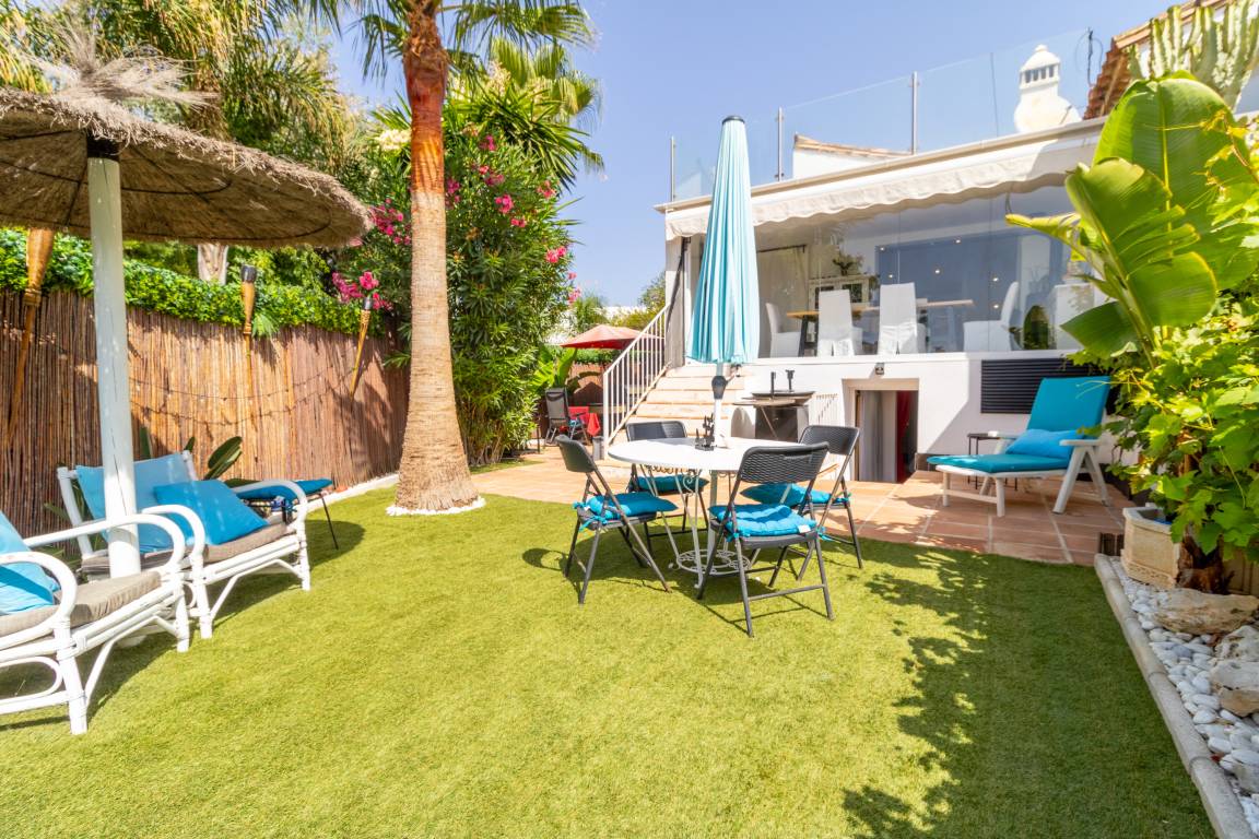 150 M² Villa ∙ 3 Bedrooms ∙ 6 Guests - Manilva
