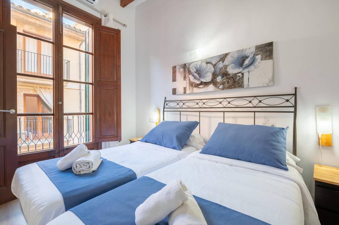 70 M² Apartment ∙ 2 Bedrooms ∙ 4 Guests - Palma