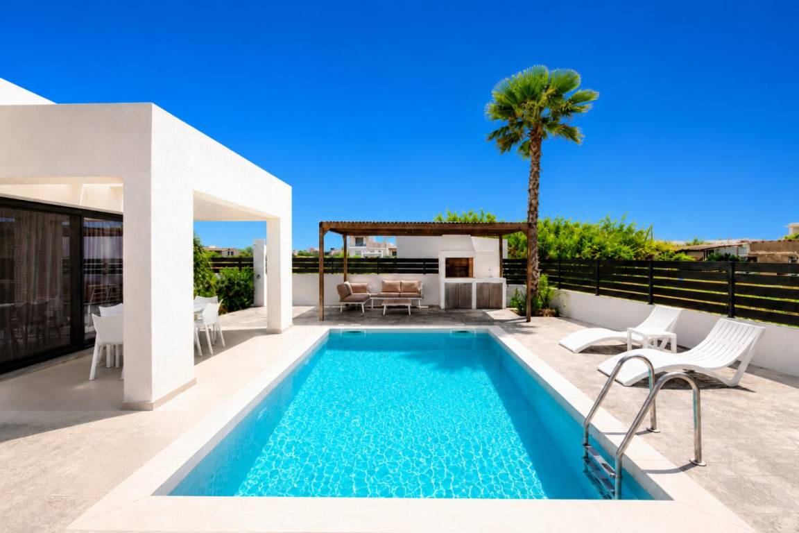 140 M² Villa ∙ 2 Bedrooms ∙ 5 Guests - Kos