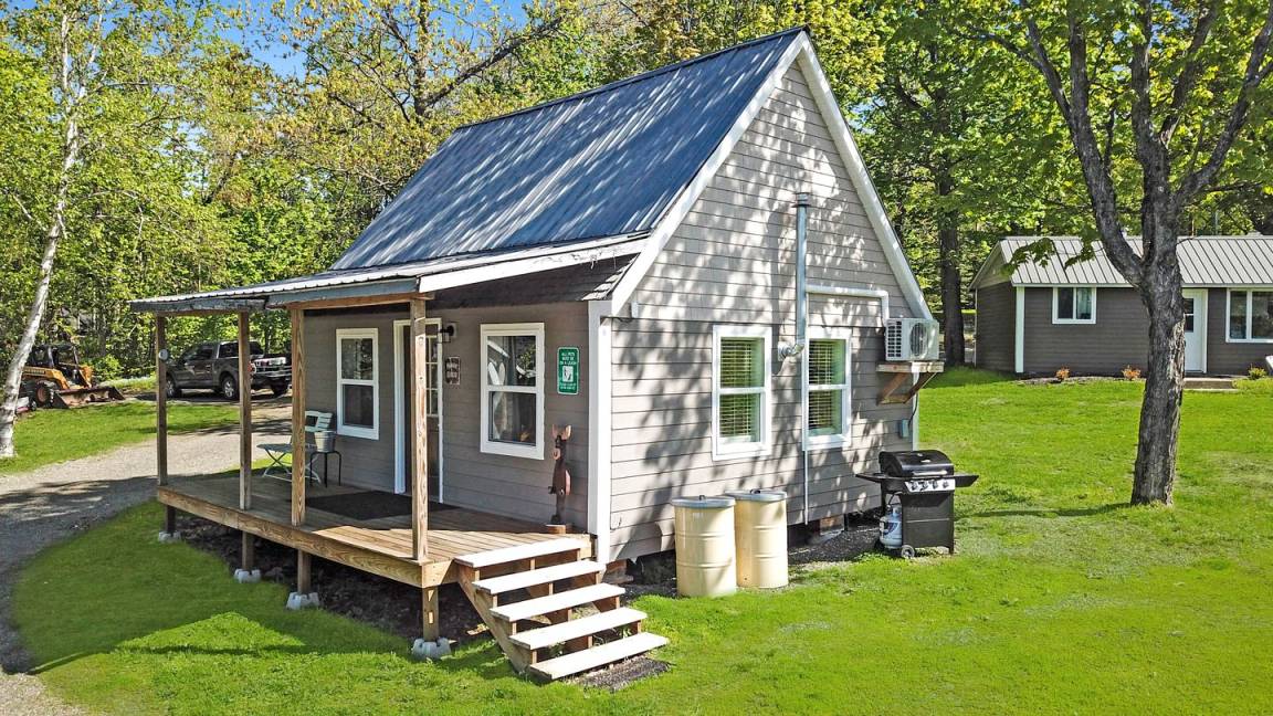 House ∙ 3 Bedrooms ∙ 8 Guests - Maine