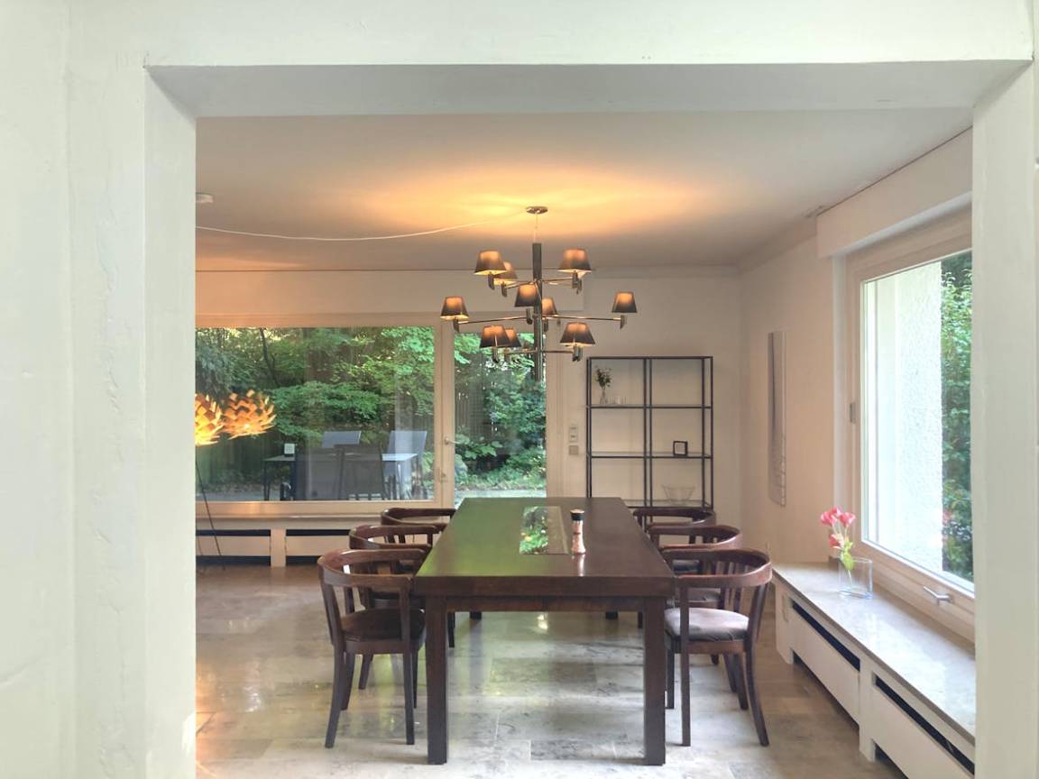 104 M² Ferienhaus ∙ 2 Schlafzimmer ∙ 4 Gäste - Köln