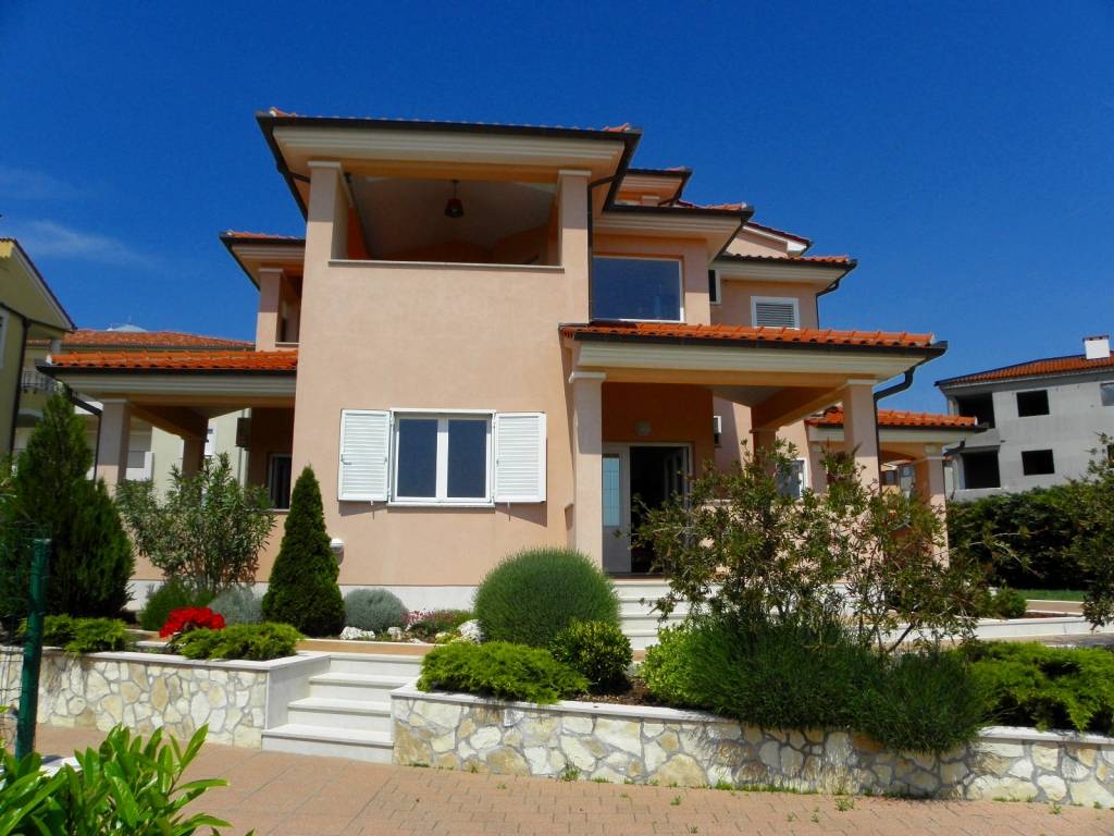 135 M² Ferienwohnung ∙ 3 Schlafzimmer ∙ 10 Gäste - Medulin