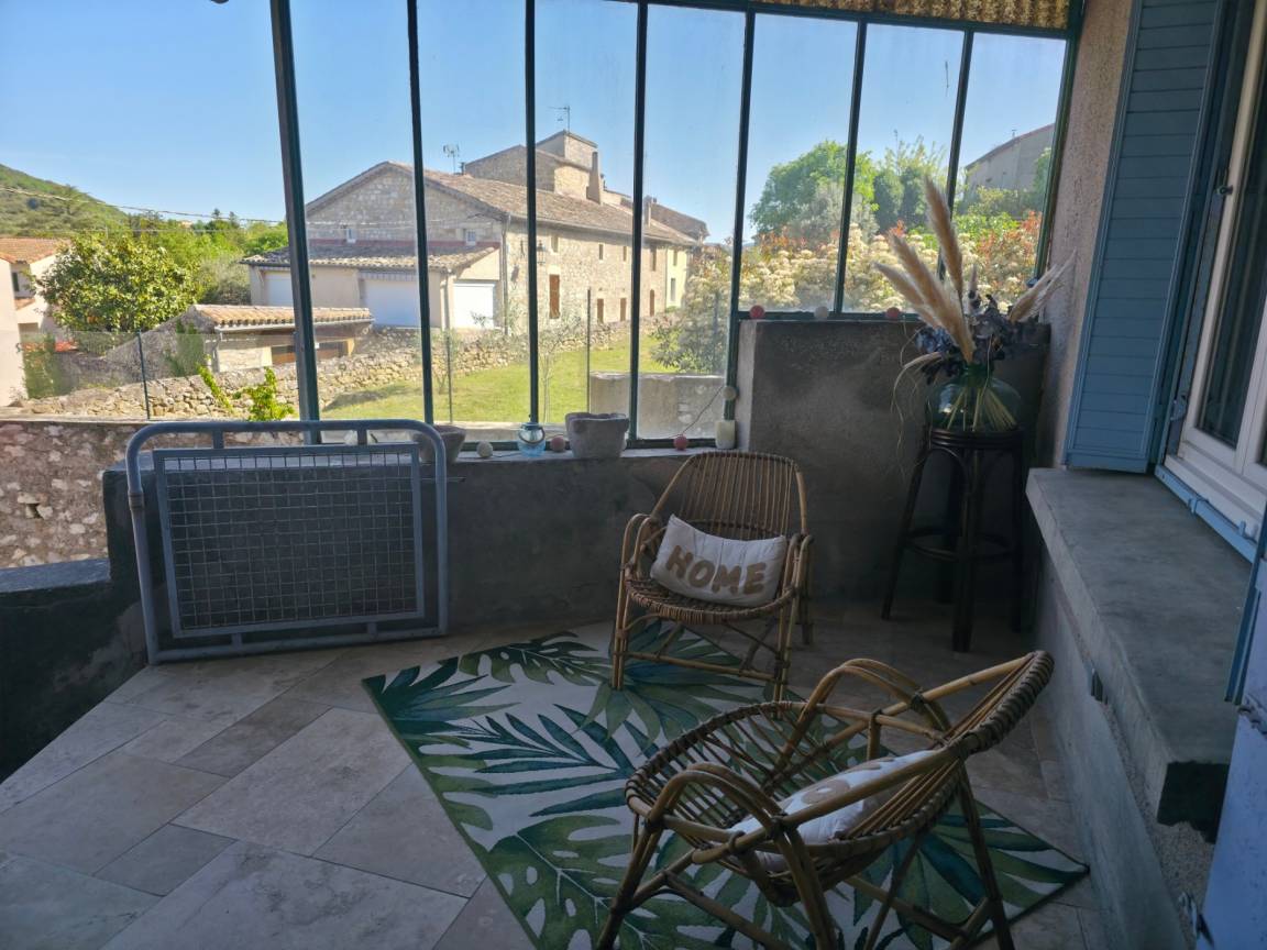 70 M² Huis ∙ 1 Slaapkamer ∙ 2 Gasten - Sampzon