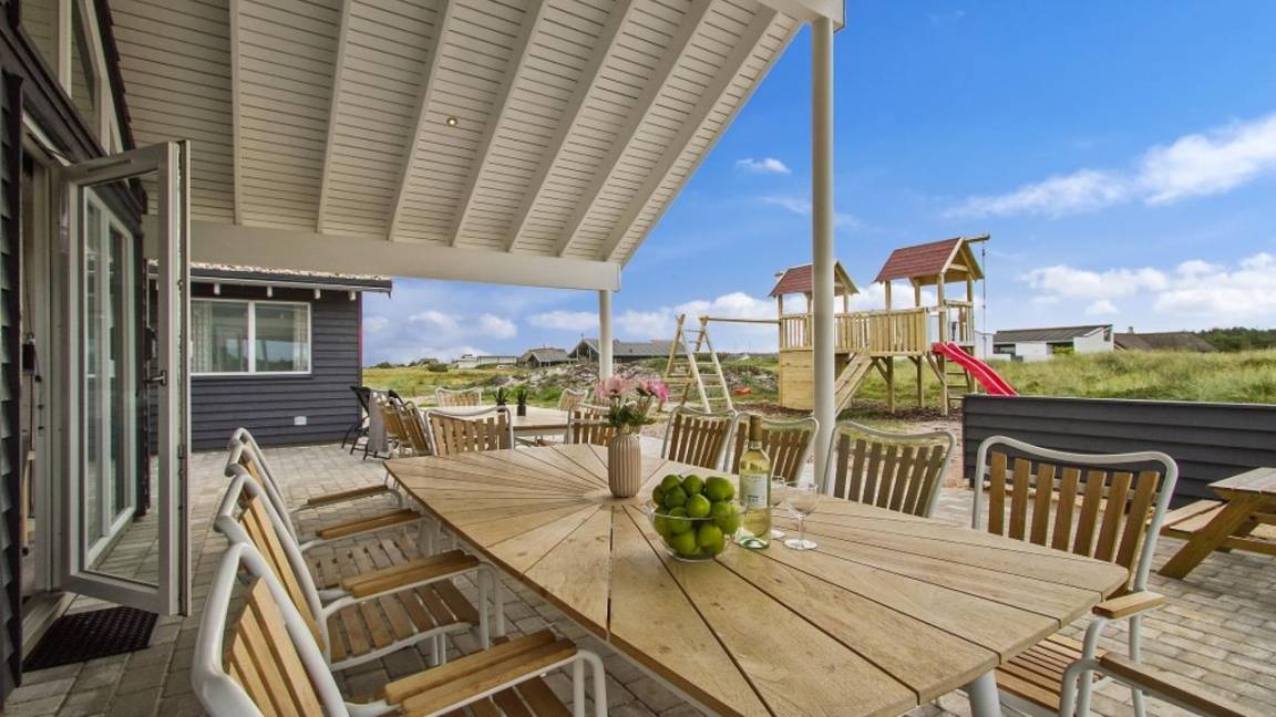 251 M² Ferienhaus ∙ 7 Schlafzimmer ∙ 18 Gäste - Søndervig
