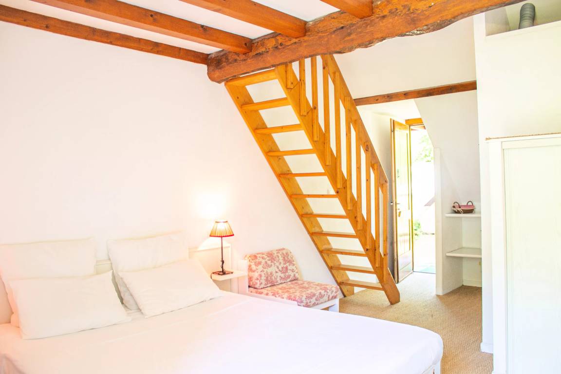 22 M² Hotel ∙ 2 Bedrooms ∙ 4 Guests - Bagnères-de-Bigorre