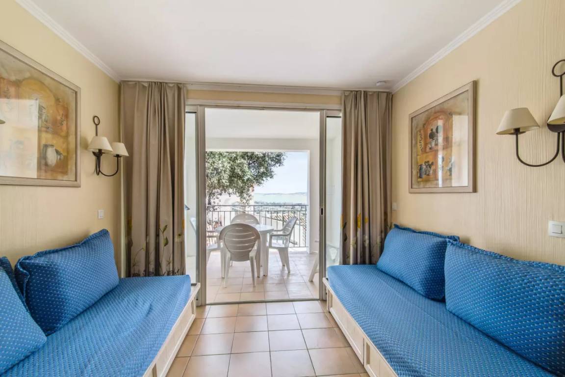 32 M² Appartement ∙ 1 Slaapkamer ∙ 5 Gasten - Grimaud