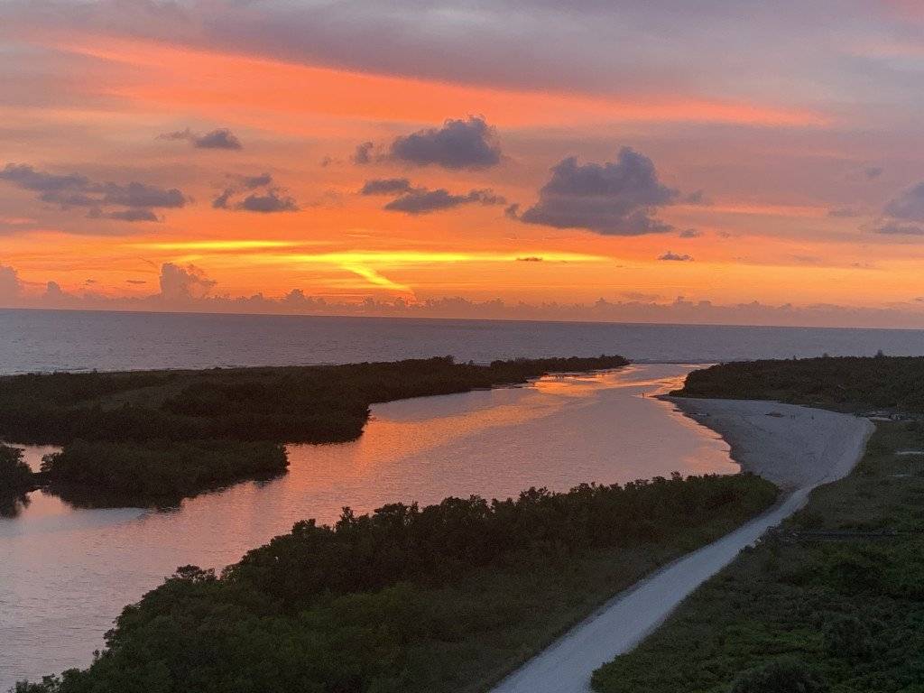 91 M² Condo ∙ 2 Bedrooms ∙ 6 Guests - Marco Island, FL