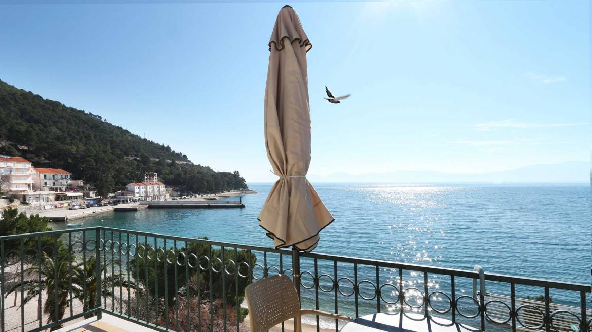 30 M² Studio Asunto ∙ 1 Makuuhuone ∙ 4 Vierasta - Drvenik