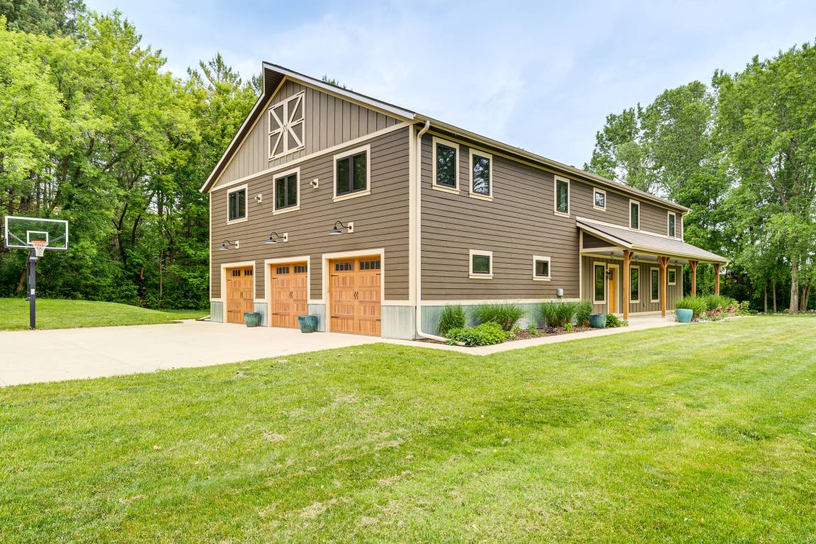 366 M² House ∙ 5 Bedrooms ∙ 10 Guests - Kettle Moraine State Forest, Whitewater