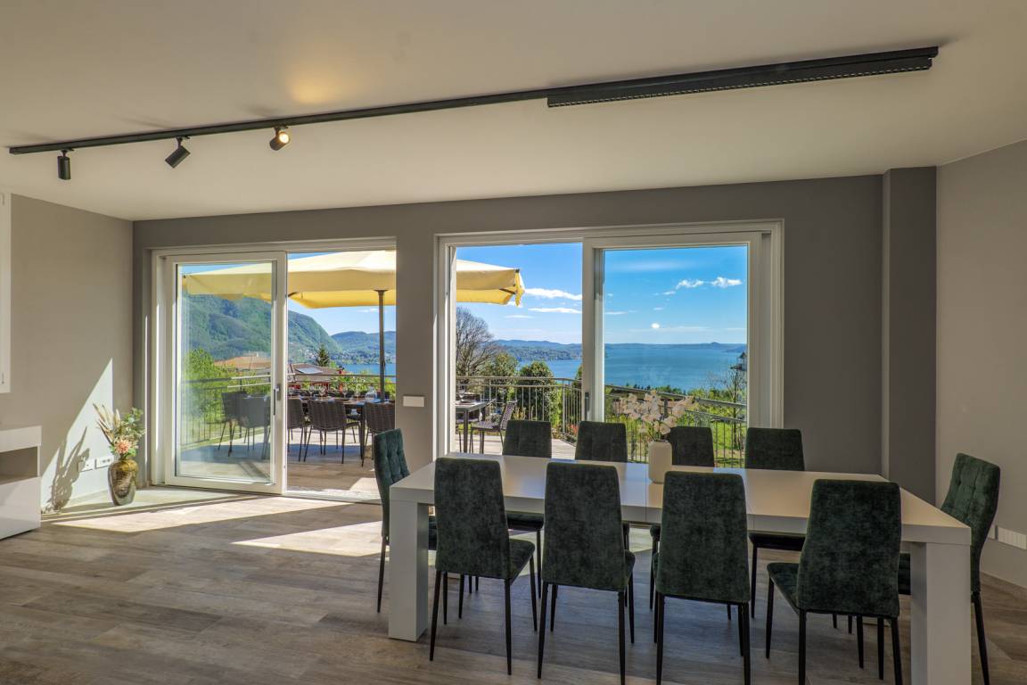 190 M² Appartement ∙ 5 Chambres ∙ 14 Personnes - Ghiffa