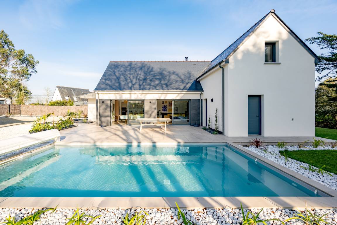 230 M² Maison De Vacances ∙ 6 Chambres ∙ 14 Personnes - Plérin