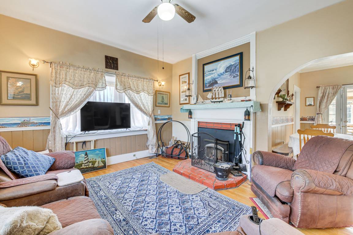 278 M² House ∙ 3 Bedrooms ∙ 8 Guests - Round Pond, ME