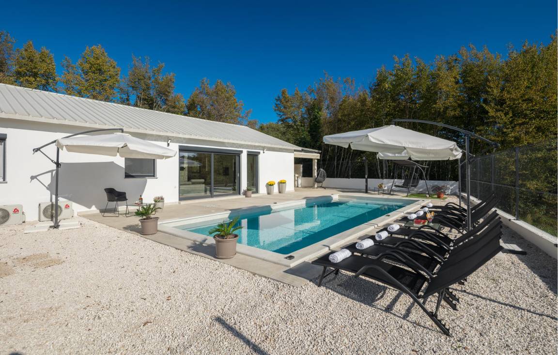 350 M² Dom ∙ 12 Sypialni ∙ 24 Gości - Chorwacja