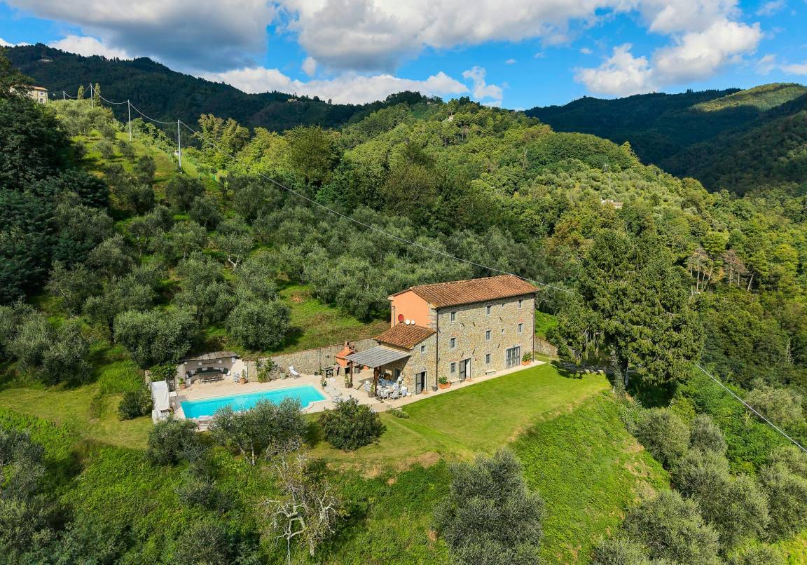 300 M² Ferienhaus ∙ 5 Schlafzimmer ∙ 10 Gäste - Montecatini Terme