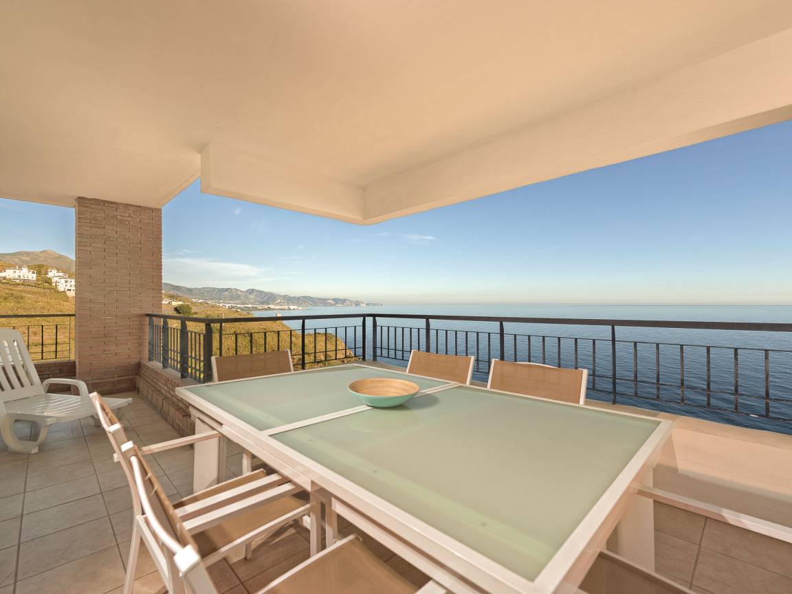 87 M² Apartment ∙ 3 Bedrooms ∙ 6 Guests - Torrox