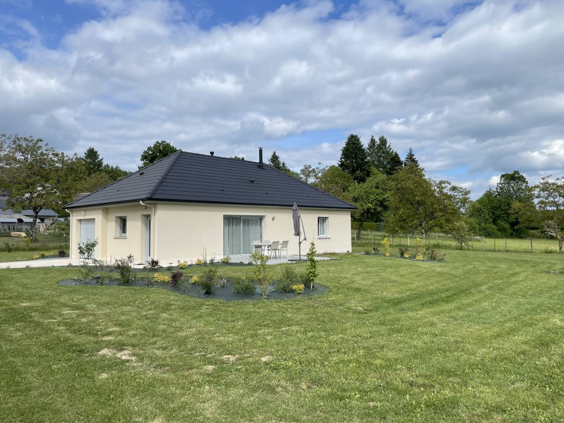 Maison De Vacances ∙ 3 Chambres ∙ 6 Personnes - Sainte-Fortunade