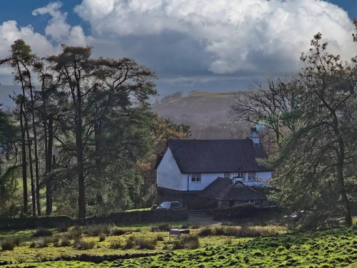 149 M² House ∙ 4 Bedrooms ∙ 11 Guests - Coniston