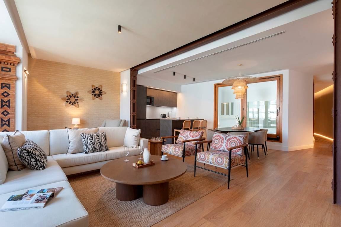 126 M² Appartamento Vacanza ∙ 2 Camere Da Letto ∙ 6 Ospiti - Siviglia