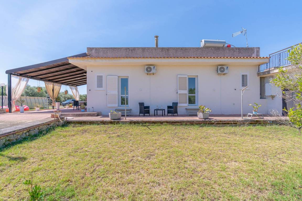 120 M² Villa ∙ 3 Chambres ∙ 6 Personnes - Floridia