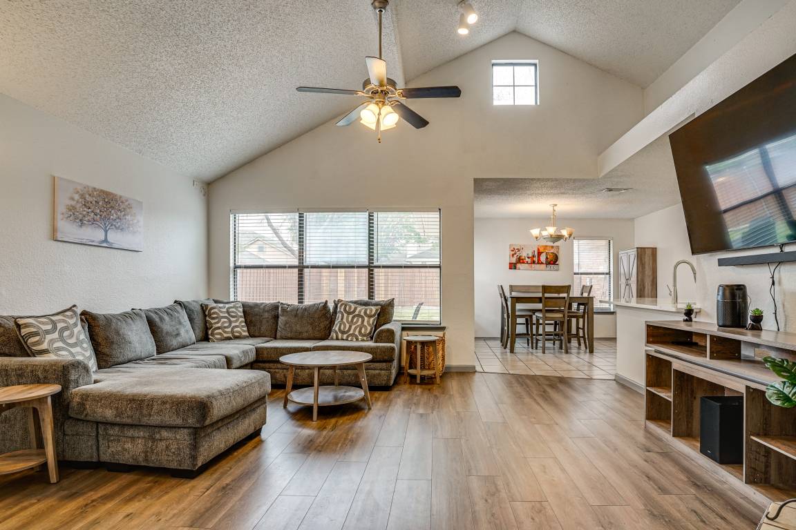121 M² House ∙ 3 Bedrooms ∙ 6 Guests - Dallas, TX