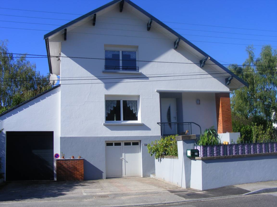 1200 M² House ∙ 3 Bedrooms ∙ 7 Guests - Lorraine