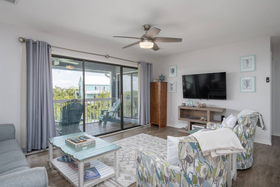 Condo ∙ 2 Bedrooms ∙ 6 Guests - Hunting Island State Park, Beaufort