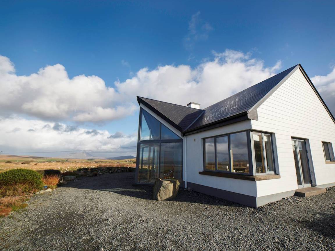 Cottage ∙ 4 Bedrooms ∙ 7 Guests - Mayo