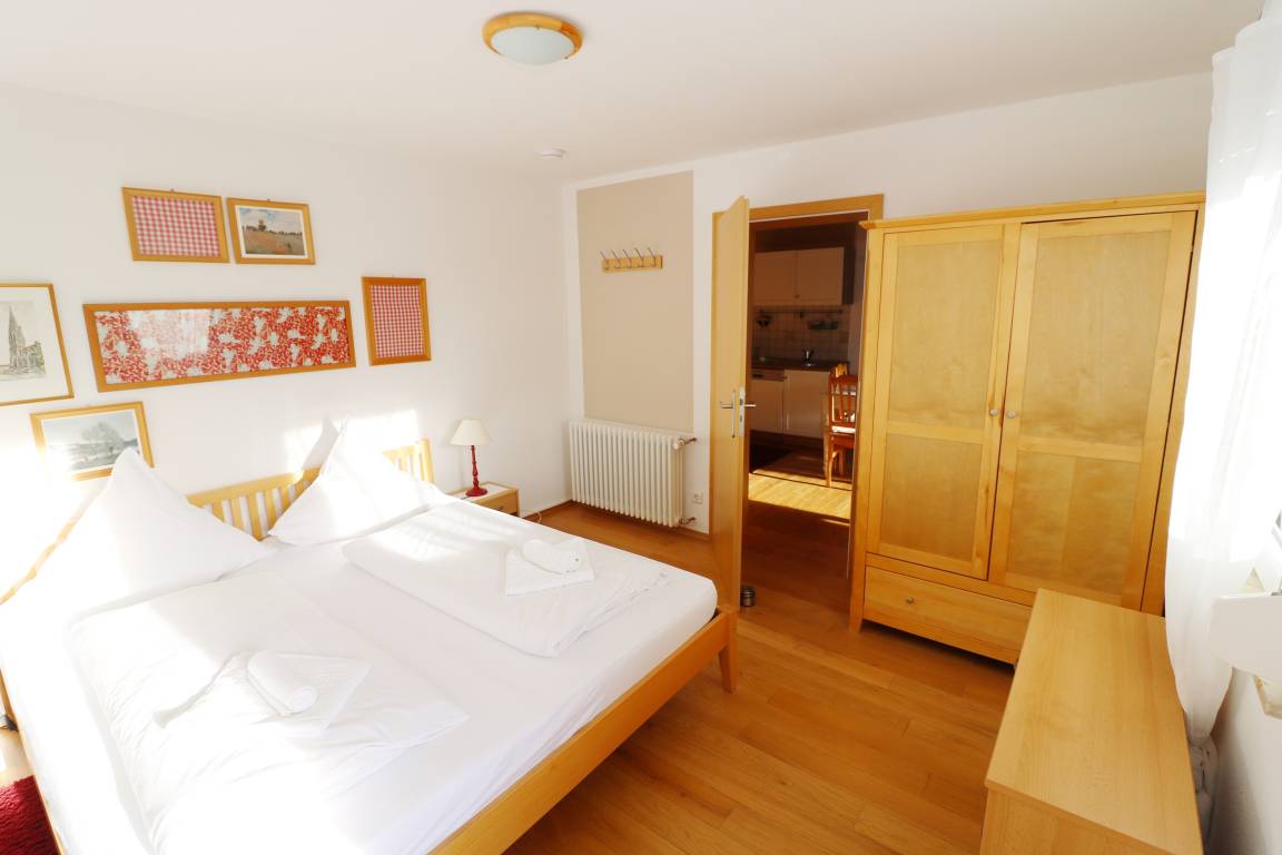 42 M² Ferienwohnung ∙ 1 Schlafzimmer ∙ 4 Gäste - Titisee-Neustadt