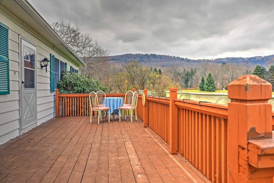 111 M² House ∙ 3 Bedrooms ∙ 6 Guests - Oneonta, NY