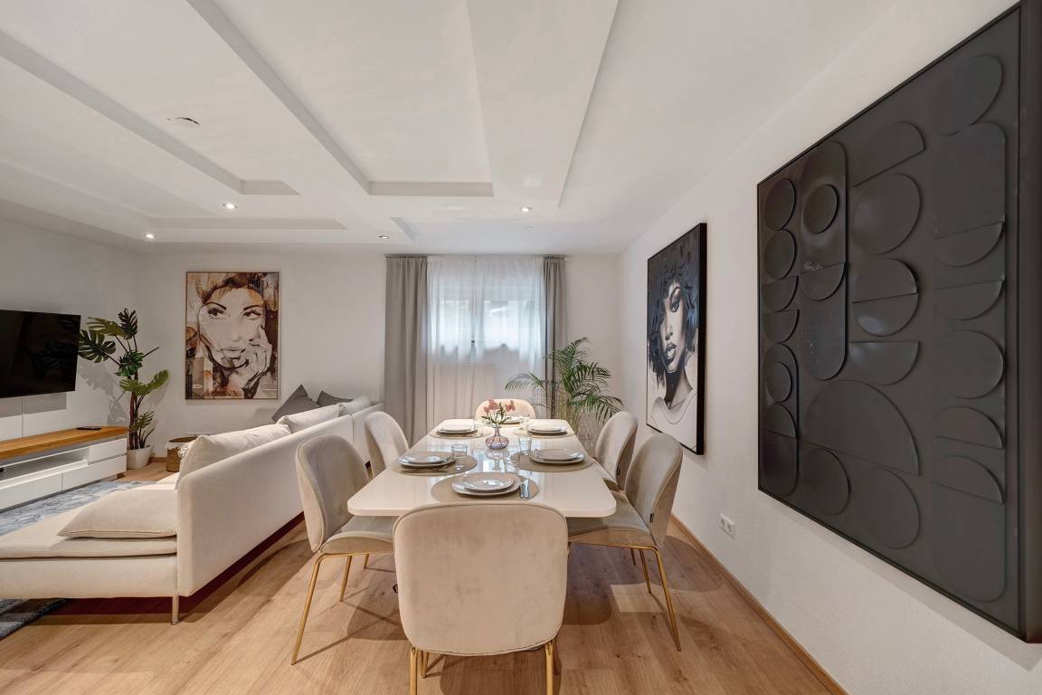 70 M² Ferienwohnung ∙ 1 Schlafzimmer ∙ 4 Gäste - Teningen