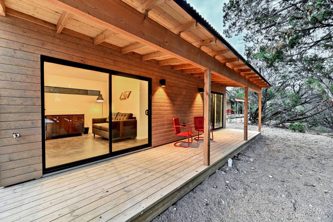 House ∙ 1 Bedroom ∙ 4 Guests - Dripping Springs, TX