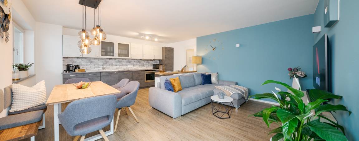 93 M² Ferienwohnung ∙ 2 Schlafzimmer ∙ 6 Gäste - Rimsting