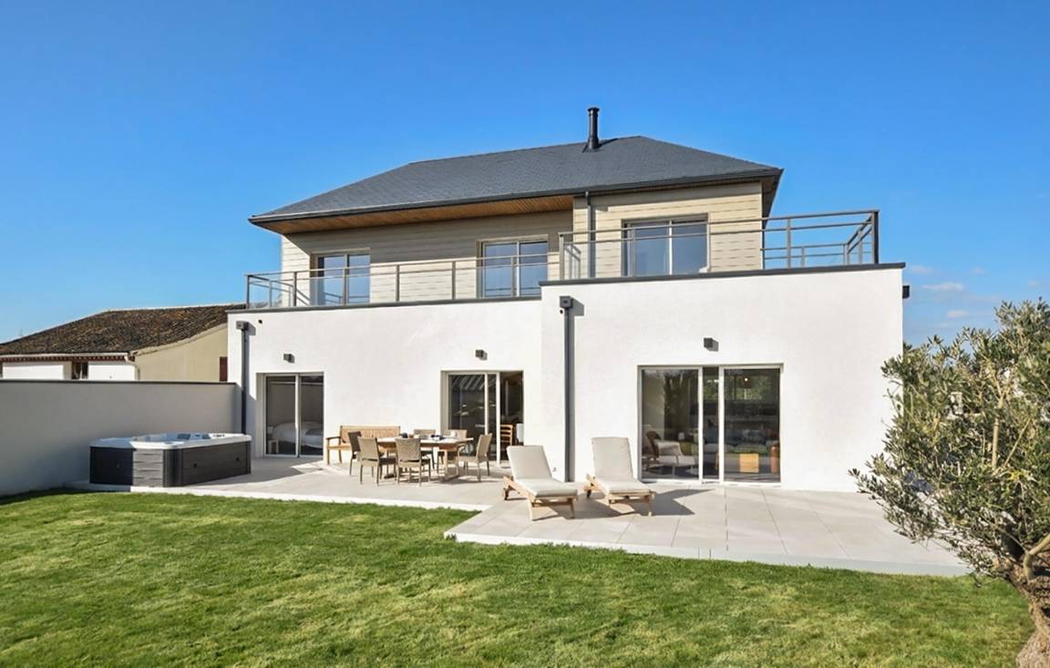 180 M² Maison De Vacances ∙ 4 Chambres ∙ 8 Personnes - Pirou Plage