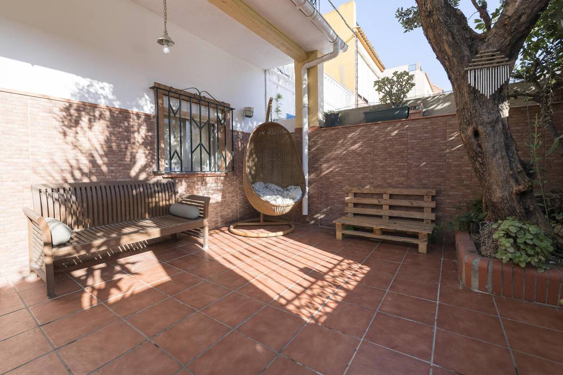 130 M² Chalet ∙ 2 Habitaciones ∙ 4 Huéspedes - Algeciras