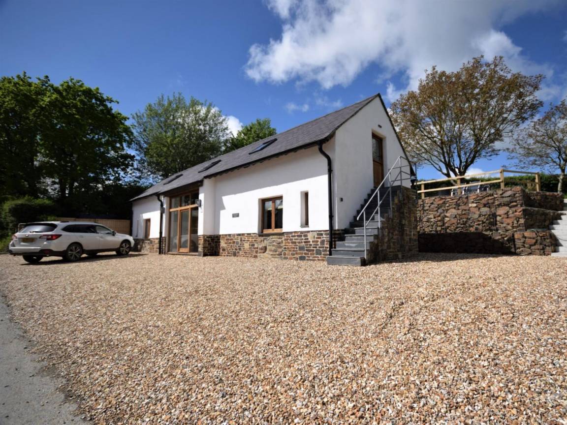 Cottage ∙ 2 Bedrooms ∙ 4 Guests - South Molton