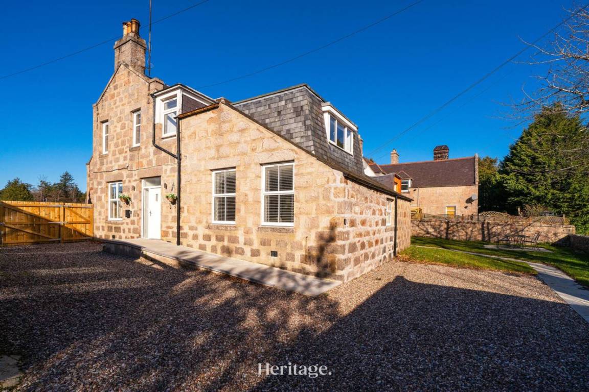 House ∙ 3 Bedrooms ∙ 6 Guests - Aboyne