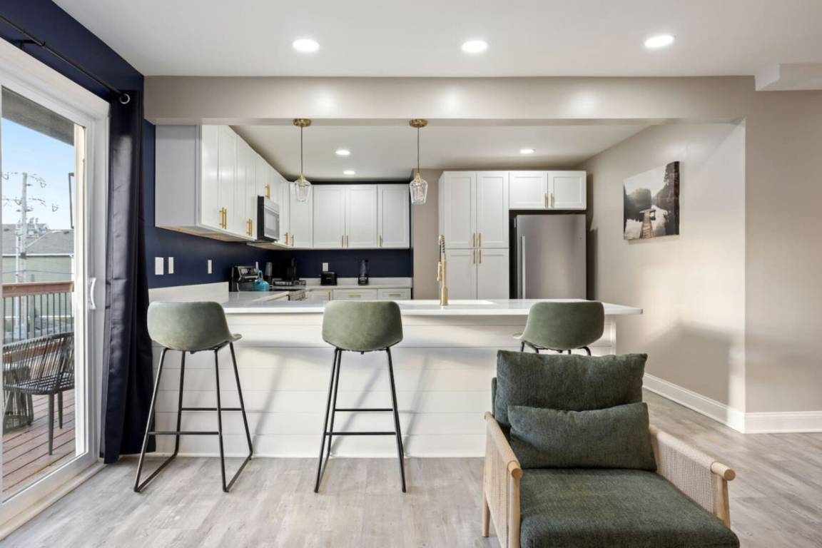 200 M² House ∙ 4 Bedrooms ∙ 11 Guests - Indianapolis, IN