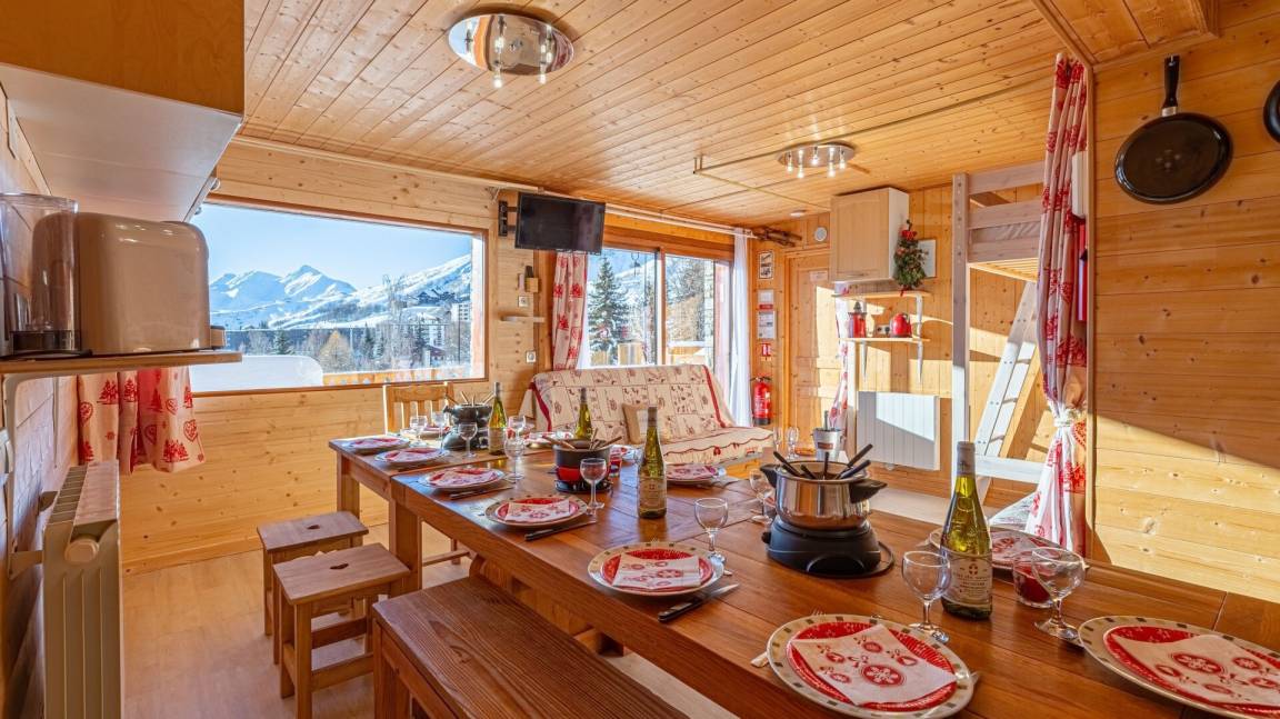 110 M² Chalet ∙ 4 Bedrooms ∙ 15 Guests - Saint-Jean-de-Maurienne