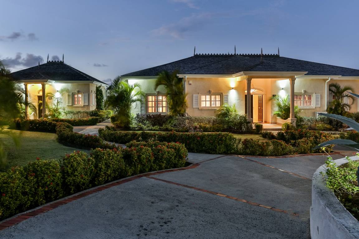 House ∙ 4 Bedrooms ∙ 10 Guests - Saint Lucia