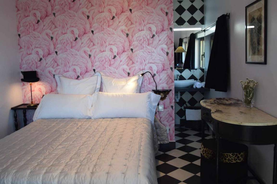 15 M² Hôtel ∙ 1 Chambre ∙ 2 Personnes - Tres Cantos