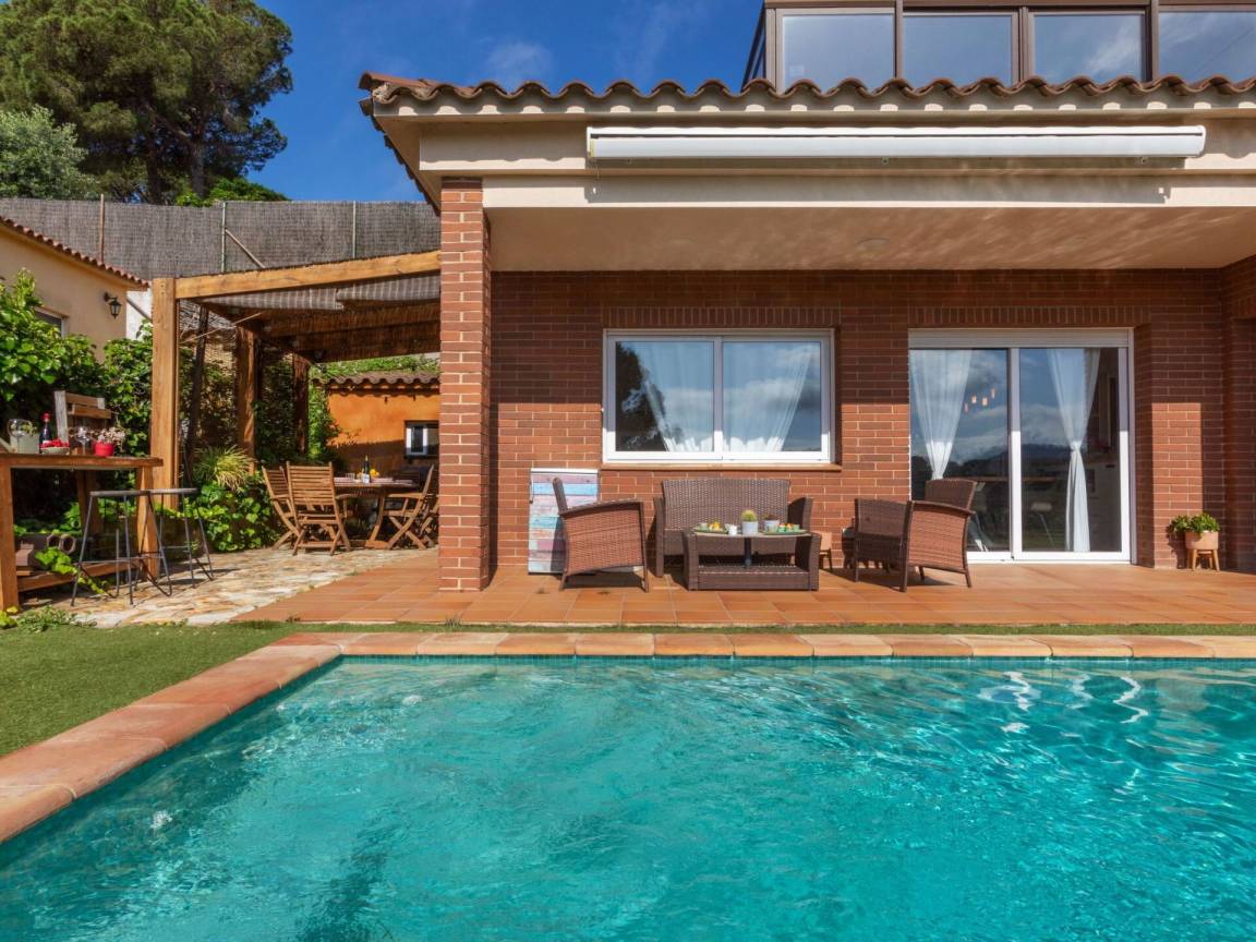 115 M² House ∙ 3 Bedrooms ∙ 8 Guests - Santa Susanna