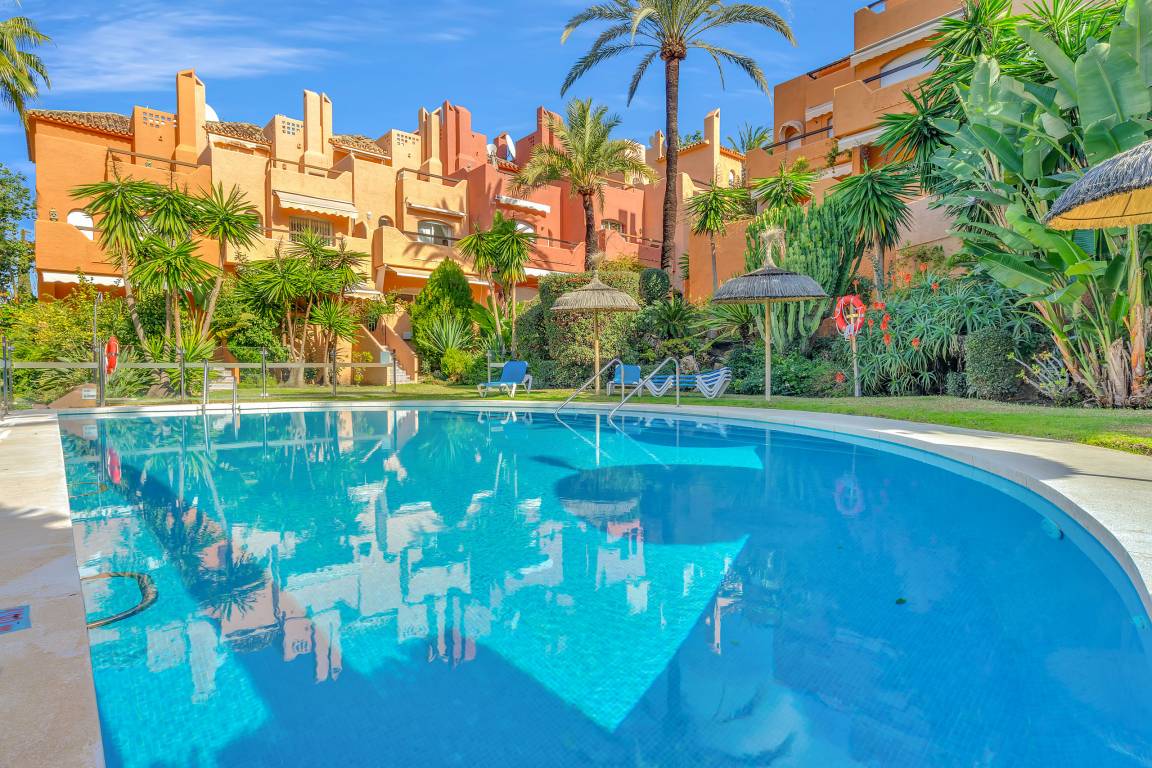 210 M² Ferienhaus ∙ 3 Schlafzimmer ∙ 6 Gäste - Marbella