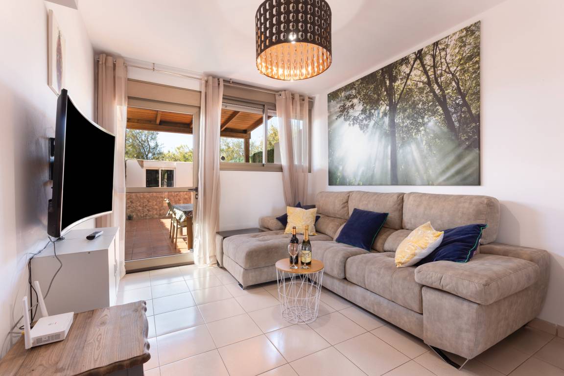 60 M² House ∙ 2 Bedrooms ∙ 4 Guests - Antigua