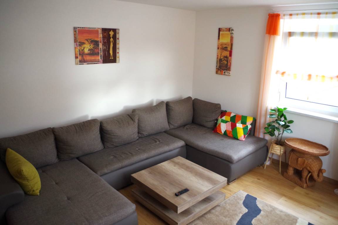 Ferienwohnung ∙ 1 Schlafzimmer ∙ 2 Gäste - Neustadt an der Aisch
