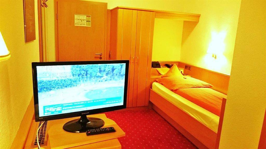 15 M² Hotel ∙ 1 Bedroom ∙ 1 Guest - Haßloch
