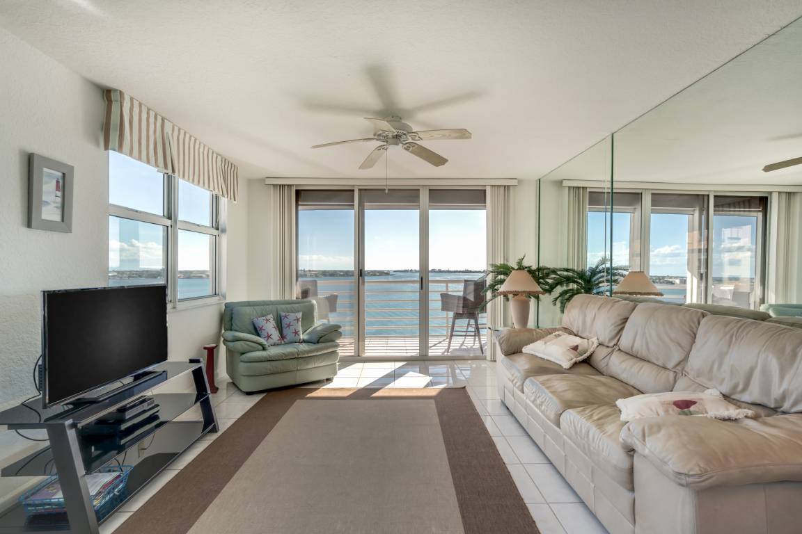 104 M² Condo ∙ 2 Bedrooms ∙ 6 Guests - St. Petersburg, FL