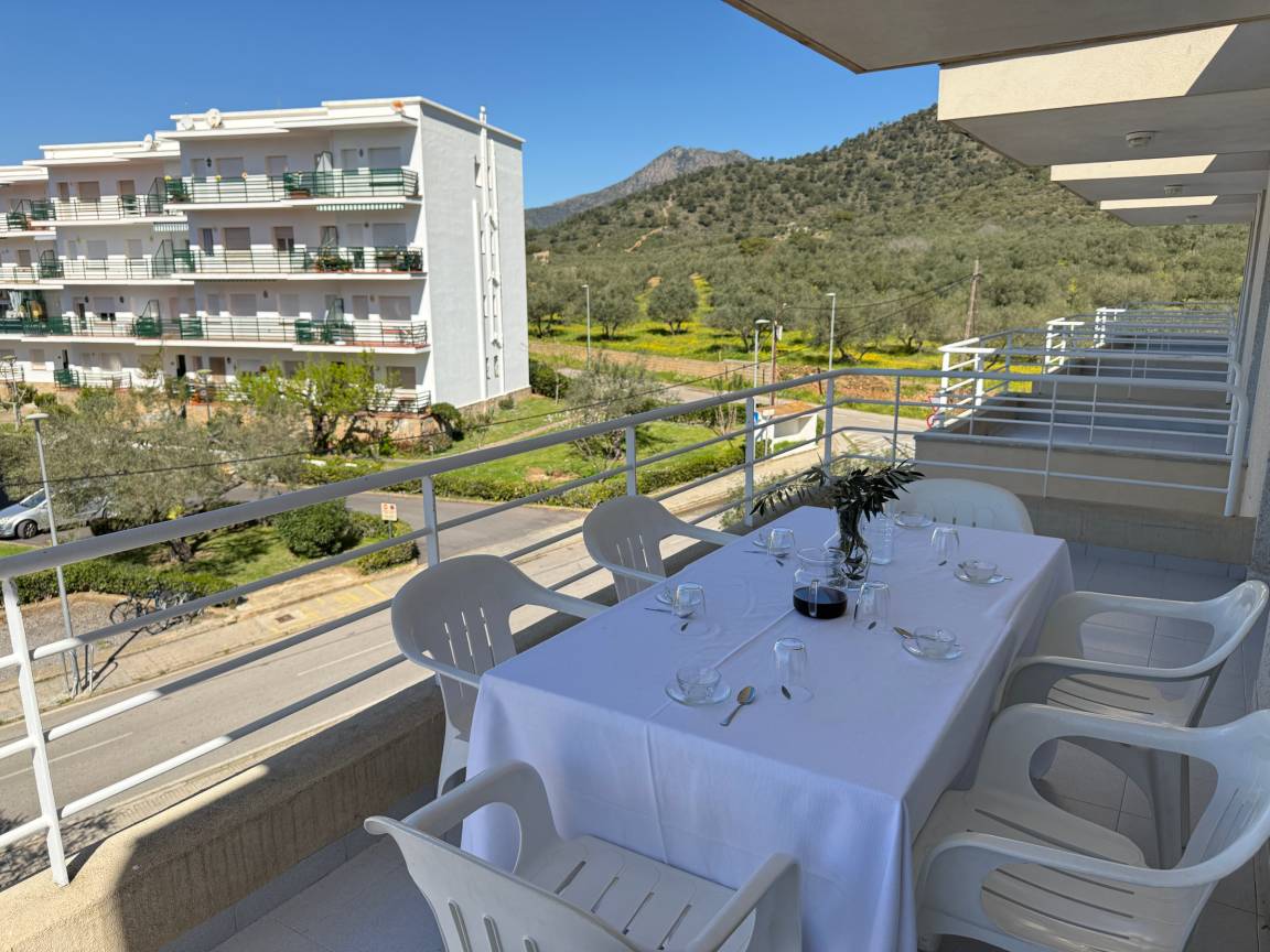 65 M² Apartamento ∙ 2 Habitaciones ∙ 6 Huéspedes - El Port de la Selva