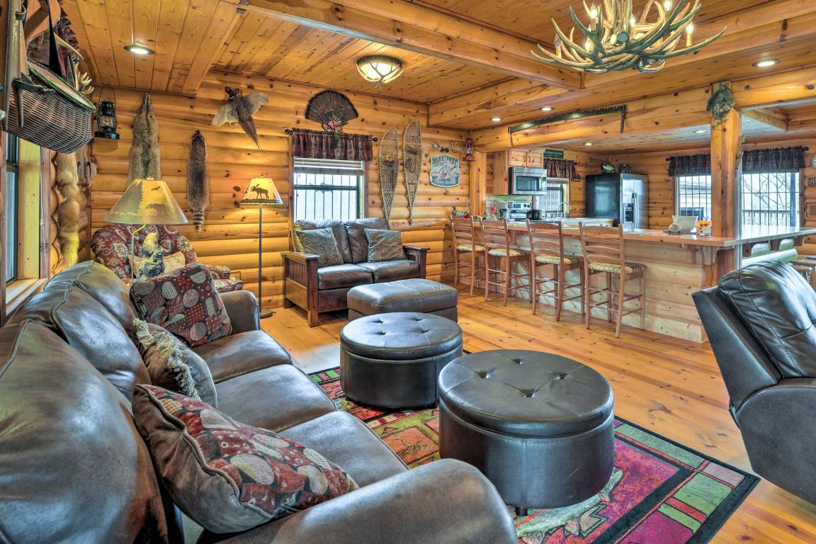 93 M² House ∙ 1 Bedroom ∙ 4 Guests - Roaring River State Park, Cassville