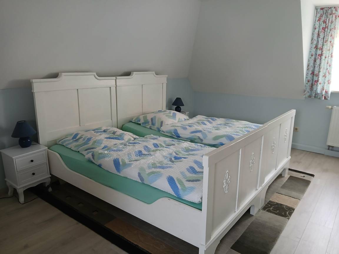 60 M² Ferienwohnung ∙ 2 Schlafzimmer ∙ 6 Gäste - Glauchau