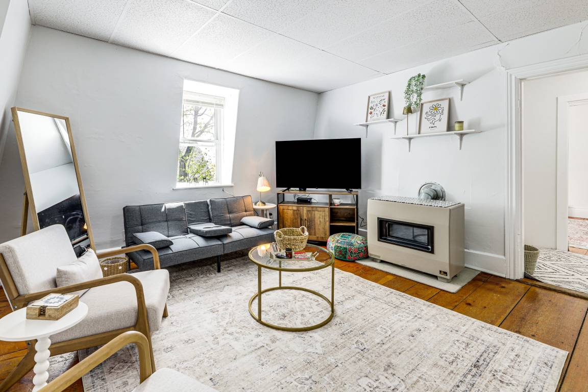 83 M² Apartment ∙ 1 Bedroom ∙ 6 Guests - Rutland, MA